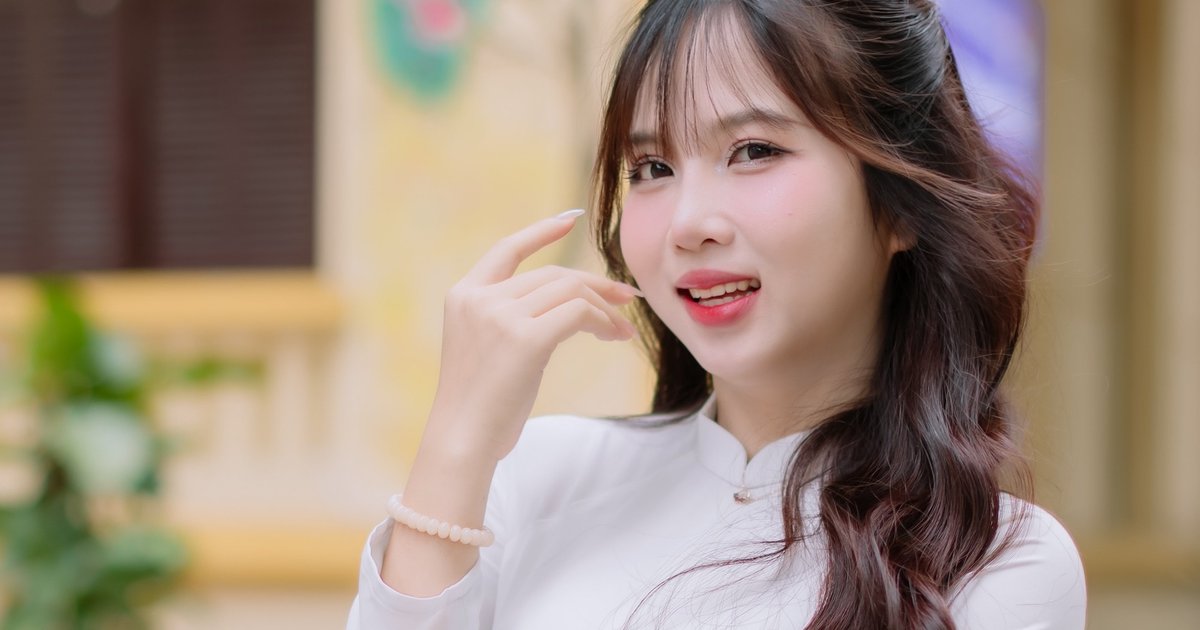 Nữ thủ khoa điểm tuyệt đối từng bị bàn tán "trường chuyên mà trượt đại học"
