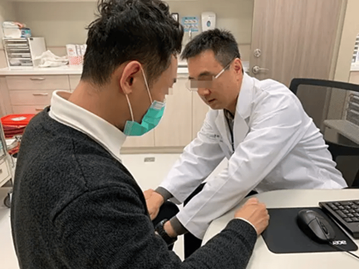 Thợ cắt tóc 28 tuổi bất ngờ mắc HIV dù “chưa từng yêu ai”, bác sĩ cảnh ...