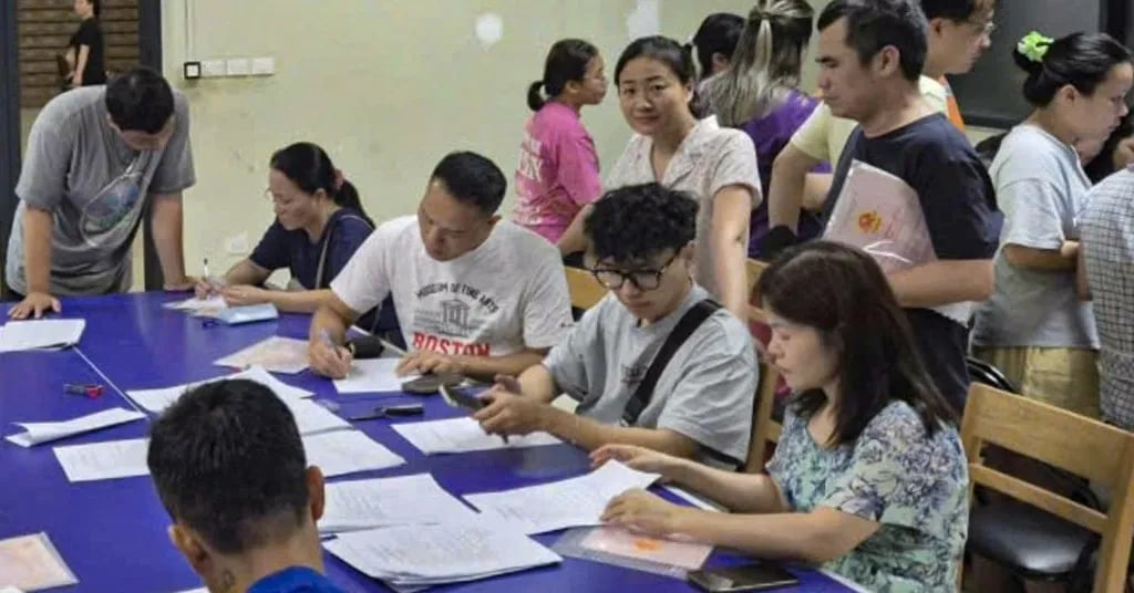 Yêu cầu nộp photo sổ đỏ để làm sạch dữ liệu đất đai: Lãnh đạo Cục Quản ...