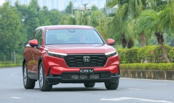 Giá lăn bánh Honda CR-V ‘rẻ khó cưỡng’ ở thời điểm cuối tháng 10/2025 ...