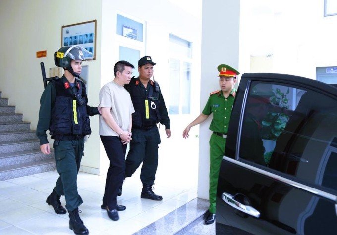 Chồng Đoàn Di Băng bị bắt