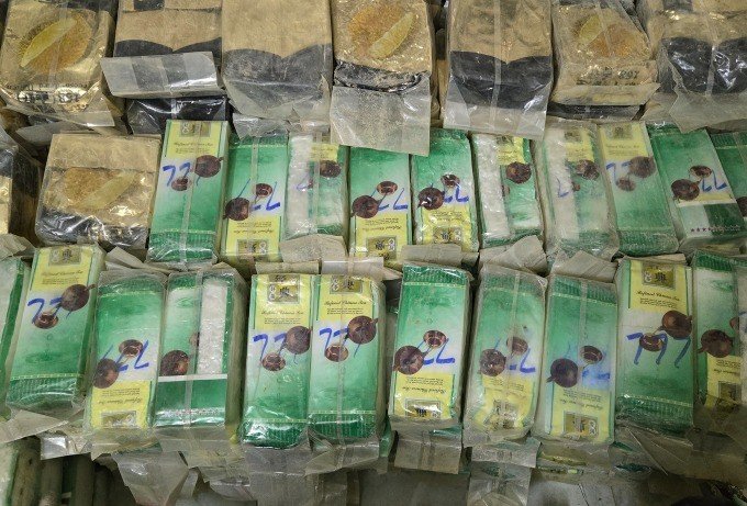 Triệt phá đường dây tội phạm xuyên quốc gia, bắt giữ 13 bị can vận chuyển 1,2 tấn ma túy từ Tam ...