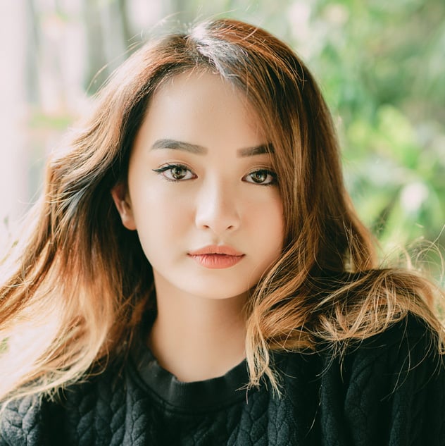 Lý do Kaity Nguyễn cao 1,55 m nhưng đóng tiếp viên hàng không