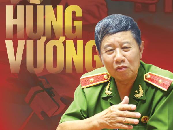 Thiếu tướng Vũ Hùng Vương:"Người ta mang cả triệu đô la, vàng thỏi cho tôi, nhưng tôi không tham ...